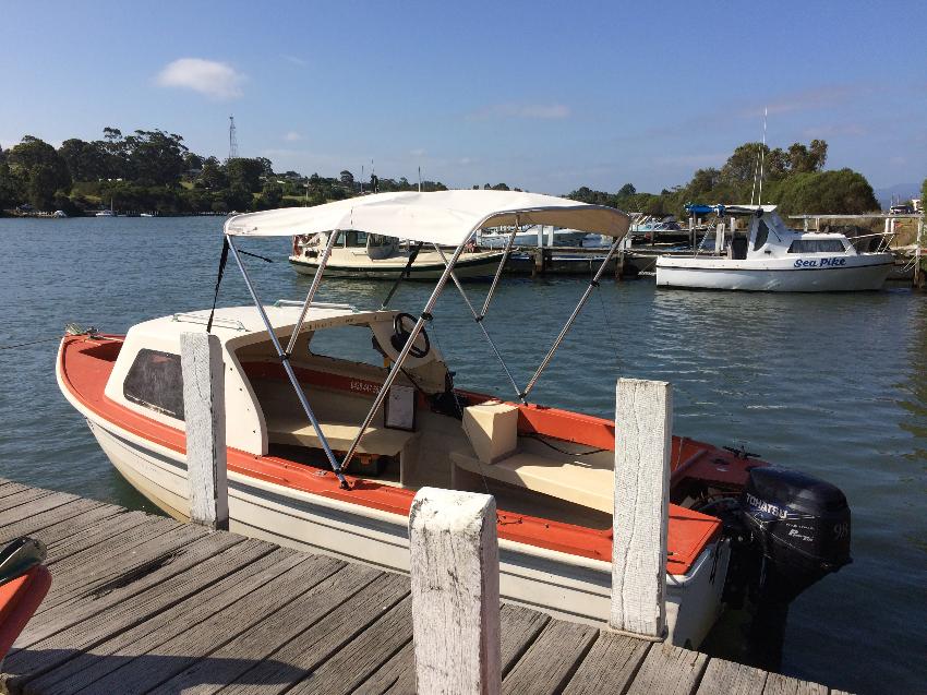 MALLACOOTA HIREBOATS